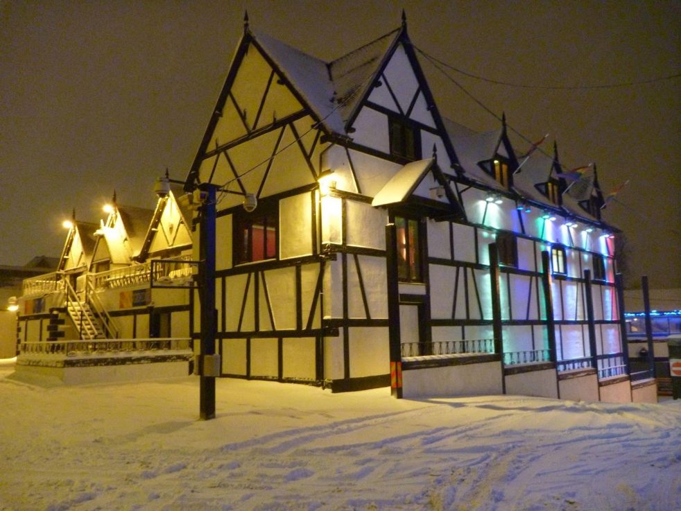 Night Out in Milton Keynes - Best Bars, Clubs & Pubs | The Almere